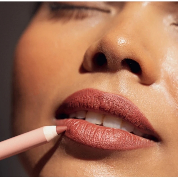 Persona | Makeup | Lip Liner | Poshmark